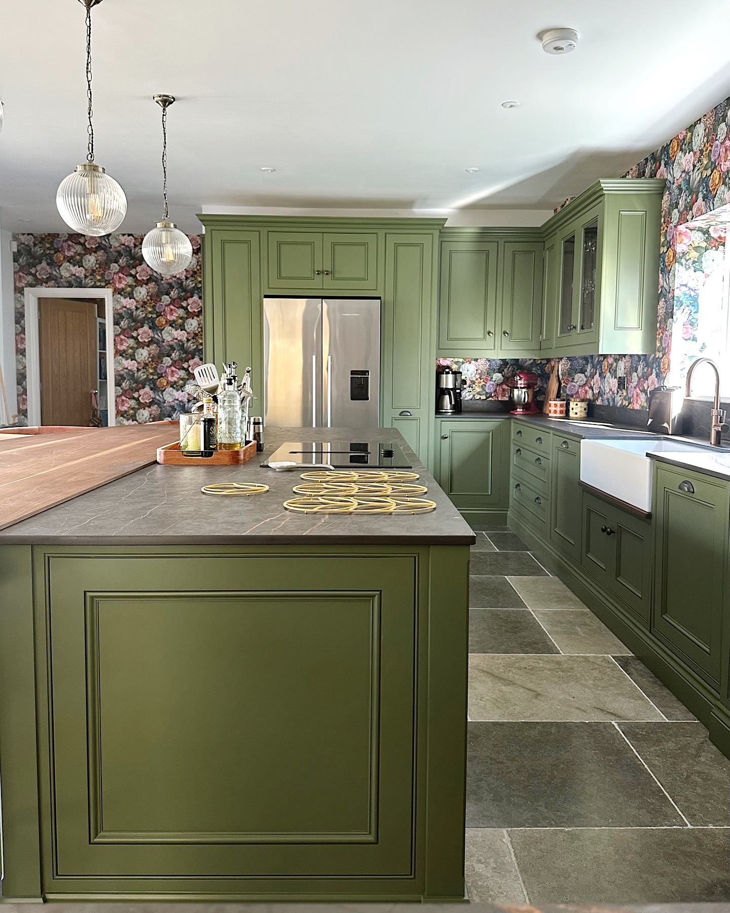 25+ Stylish Kitchen Cabinet Color Ideas for Any Home - Better Home Inspo